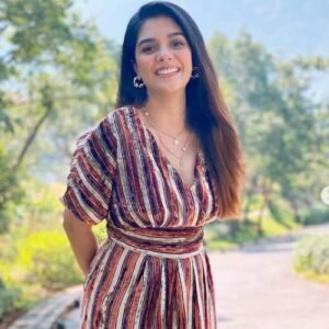Pooja Gaur Height, Parents, Affairs, Husband Name, Age & Income - info ...